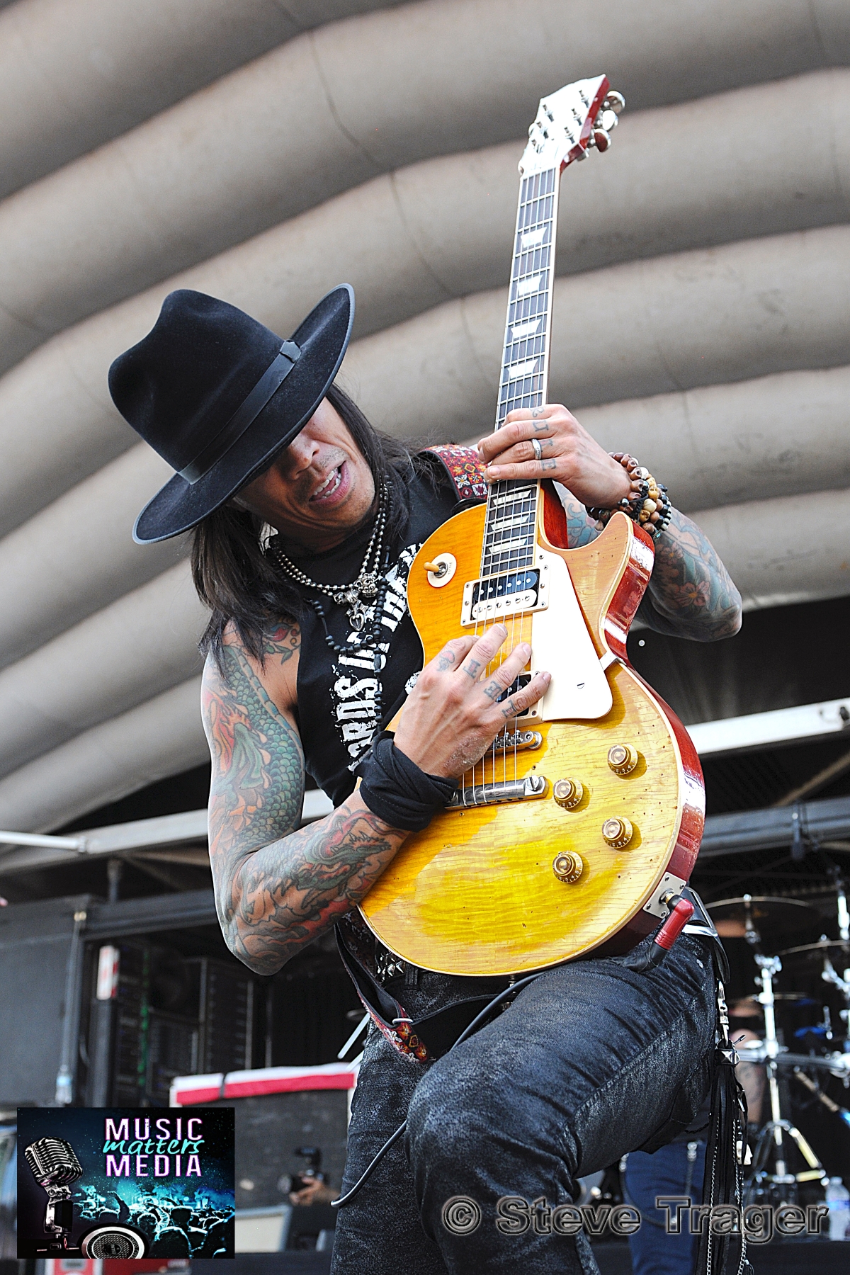 Music Matters Media BUCK CHERRY ROCKSTAR ENERGY DRINK UPROAR FESTIVAL ...