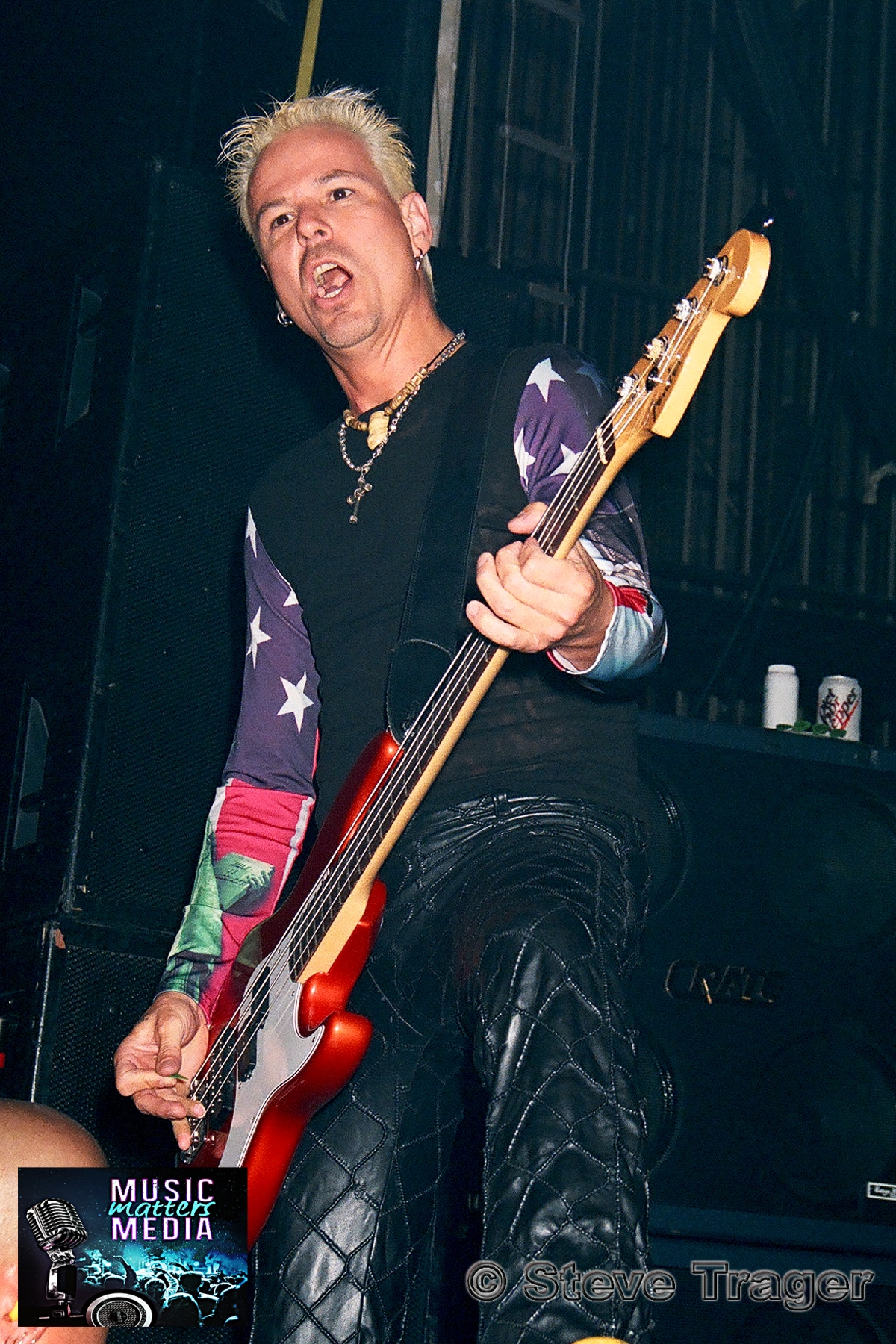 Music Matters Media 2000s Throwback Gallery: ‘Hollyweird’ World Tour 2002