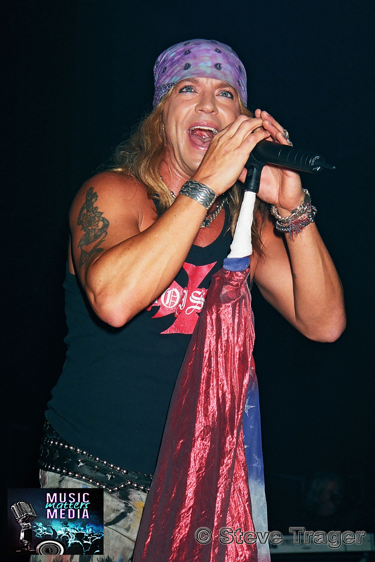 Music Matters Media 2000s Throwback Gallery: ‘Hollyweird’ World Tour 2002